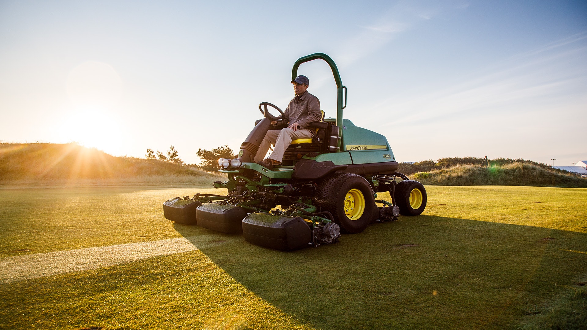 Golf Course & Sports Turf Equipment | John Deere Australia