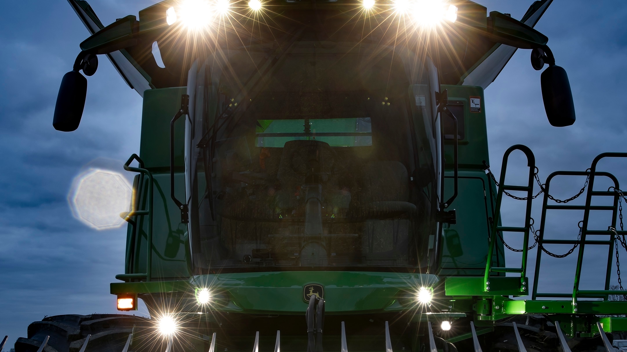 Combine Harvesters | S-Series | John Deere AU